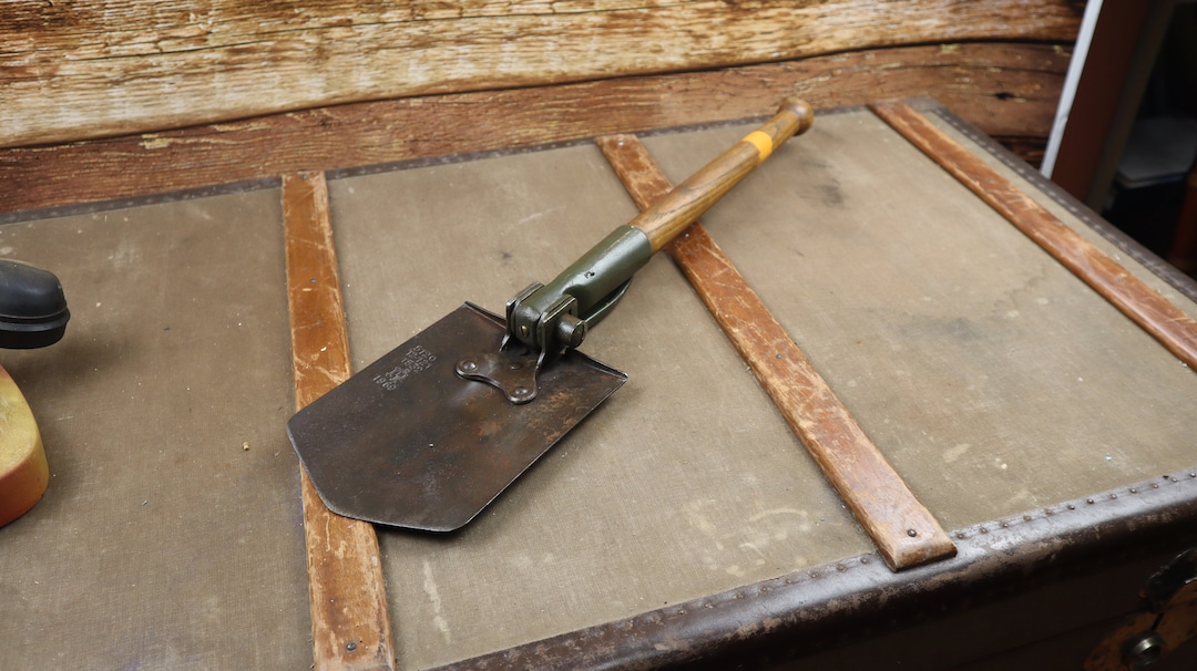Military Shovel, Military Survival Folding Shovel, Hiking, Backpacking ...