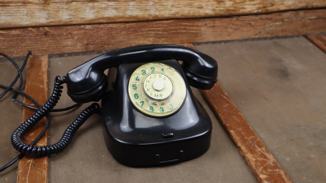 Rotary Phone Dial Phone Telephone Wonderfully Retro Black Phone ...