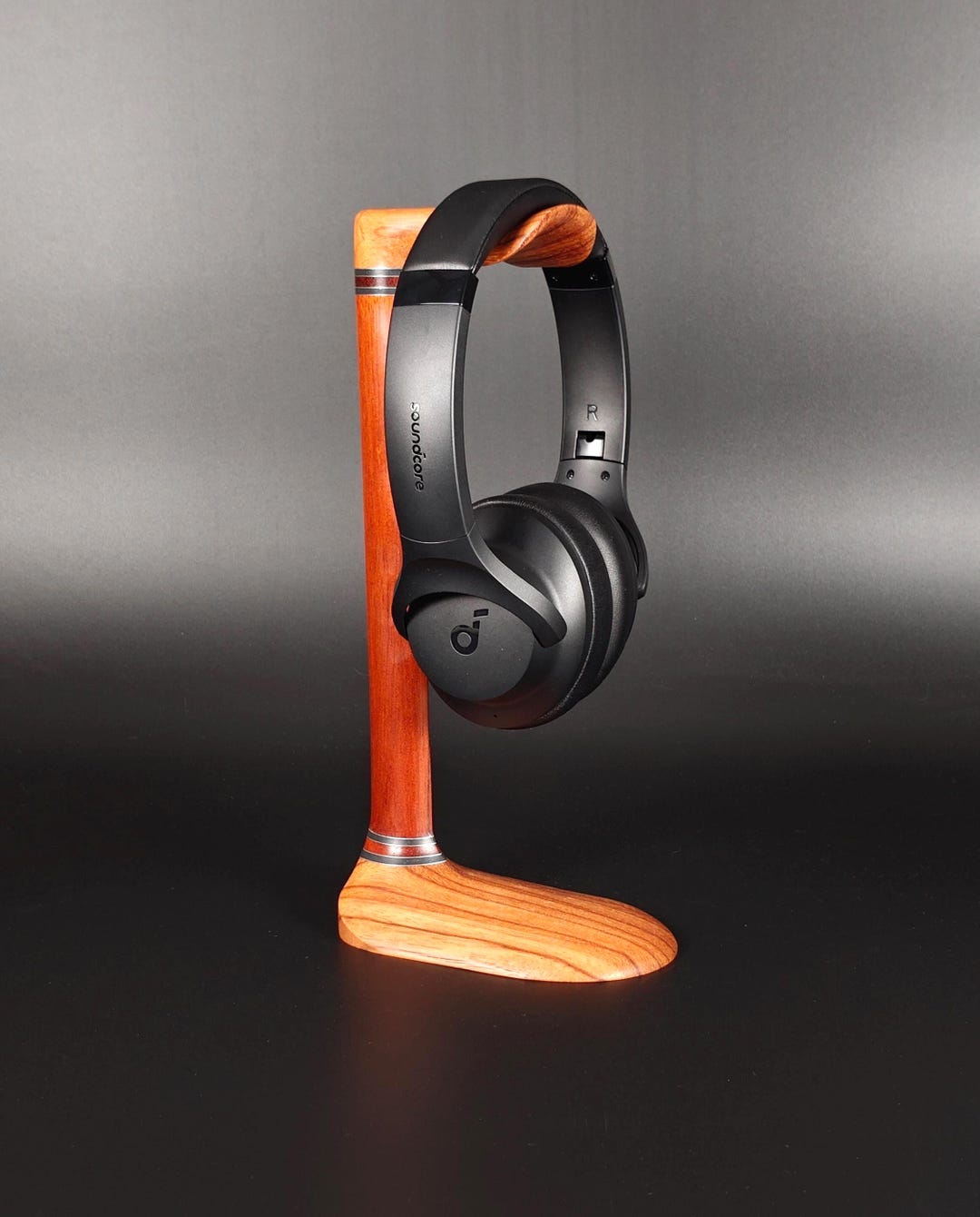 Premium Handmade Headphone Stand–crafted From Rose Wood and Walnut ...