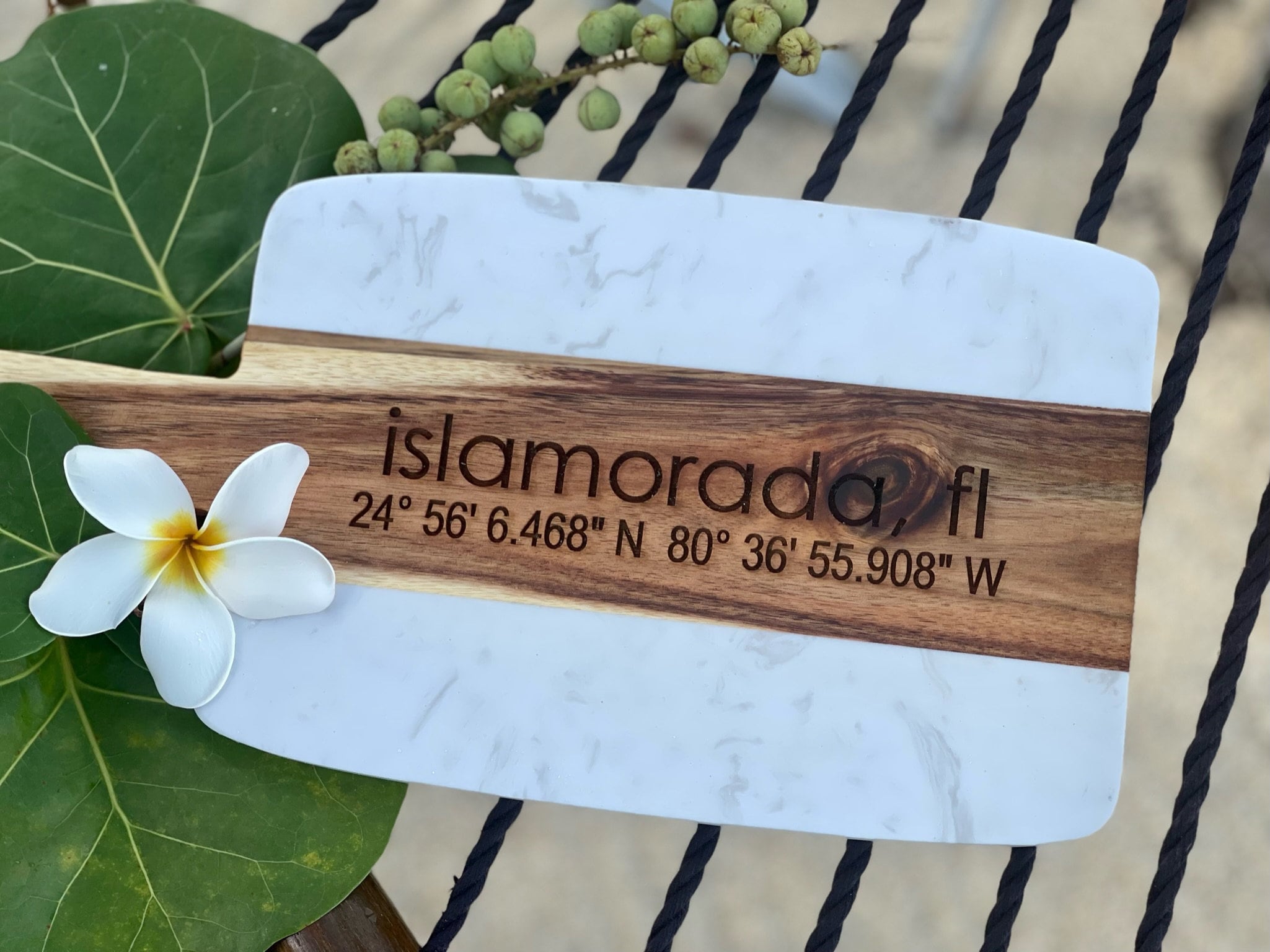Personalized Acacia and Marble Serving Board and Set of Marble Coasters ...