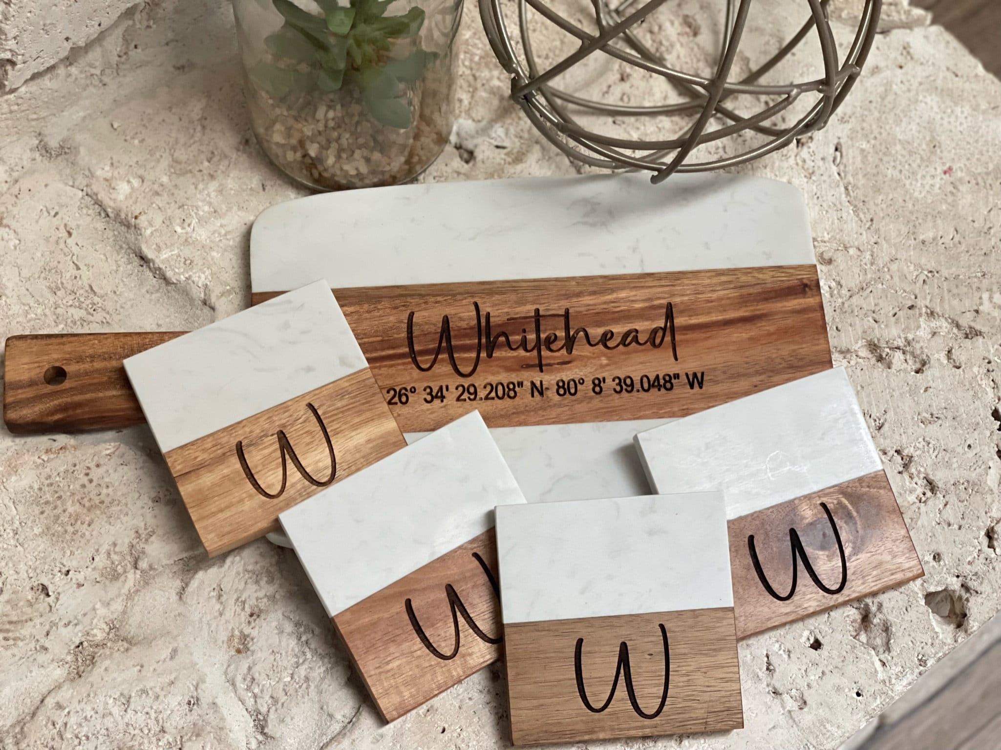 Personalized Acacia and Marble Serving Board and Set of Marble Coasters ...