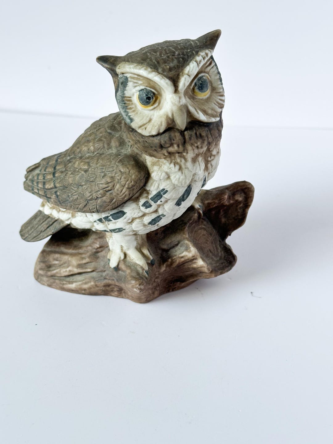 Vintage HOMCO Great Horned Owl Figurine – 1970s Porcelain Owl on Log ...