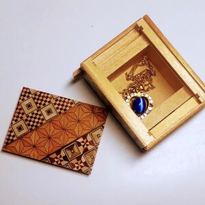 Small Puzzle Box Hakone Yosegi | 4 or 12 Steps W3" | Mysteries Wooden ...