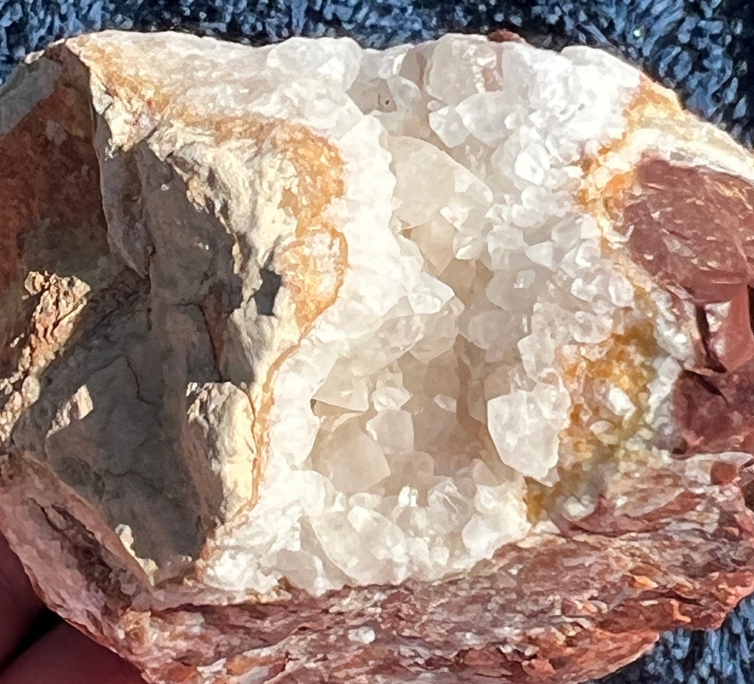 Unique Item Red Jasper With Quartz Inclusion and Calcite - Etsy