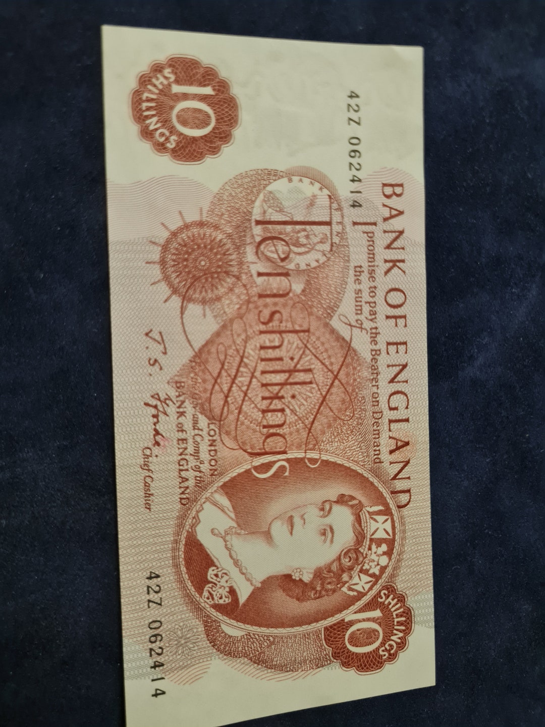 Elizabeth II 10 Shilling Note - Etsy