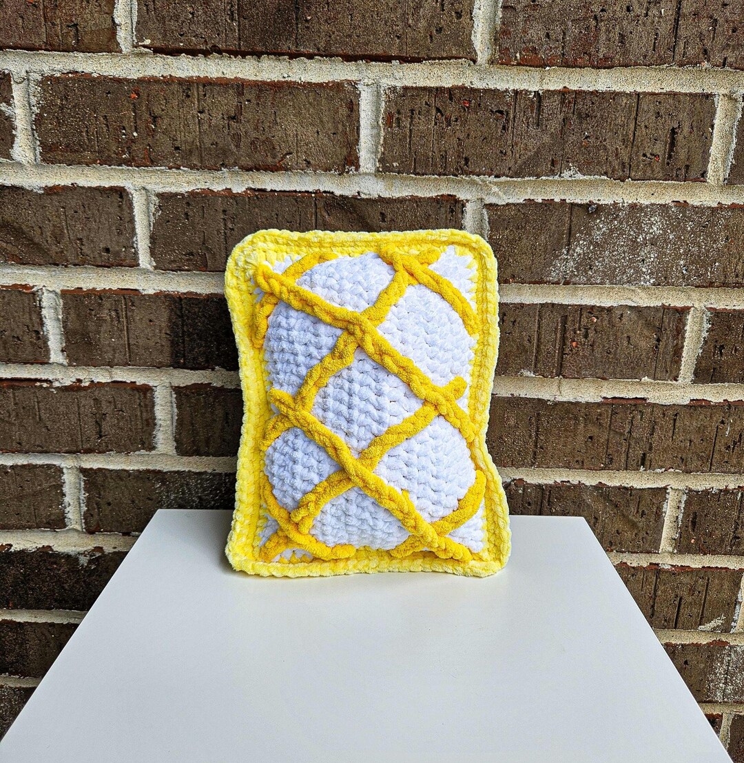 Crochet Poptart - Amigurumi Toaster Pastry - Yellow Poptart Plushie ...