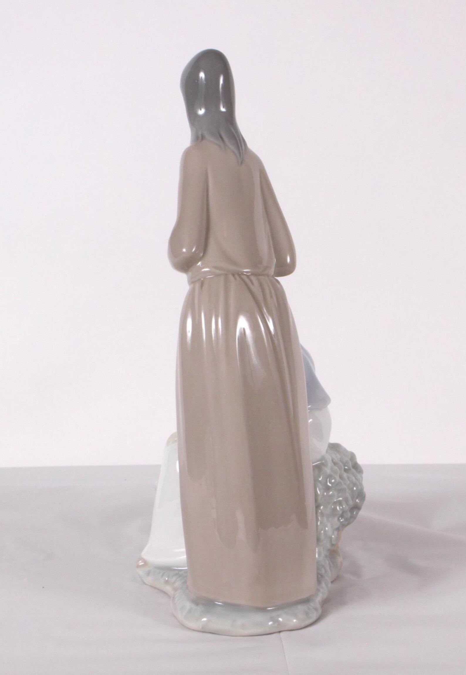 Nao by Lladro - Nativity A.k.a. Holy Family Figurine #025. Sculpted by ...