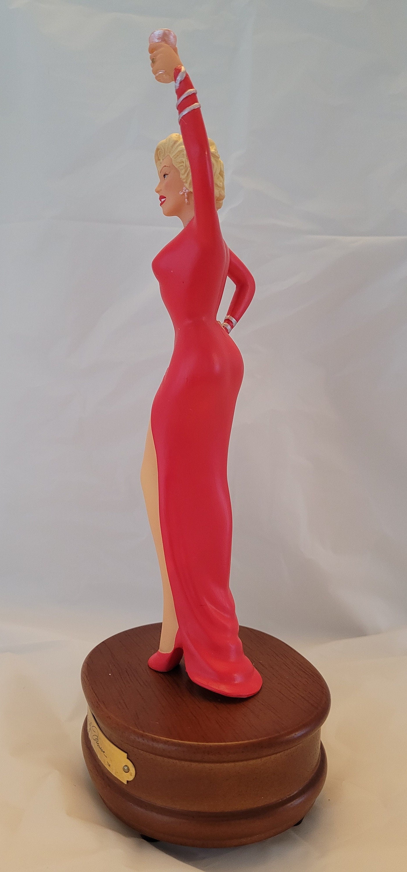 Marilyn Monroe Musical Figurine by PSC International Corp. Music Box ...