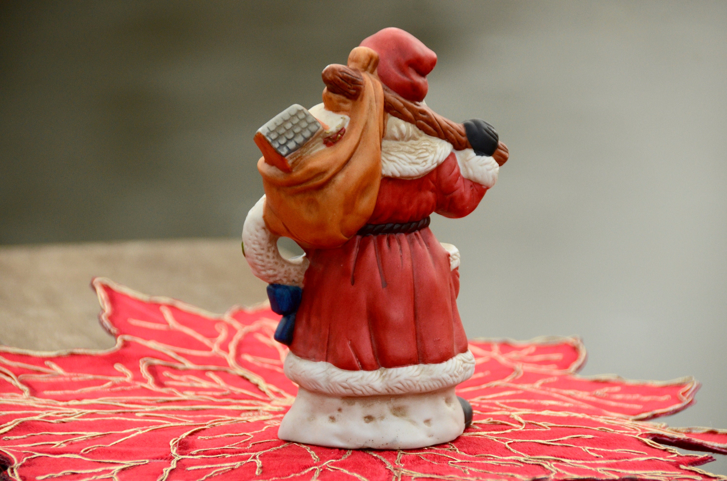 Rustic SANTA CLAUS Figurine Rustic Christmas Decorations Porcelain St ...