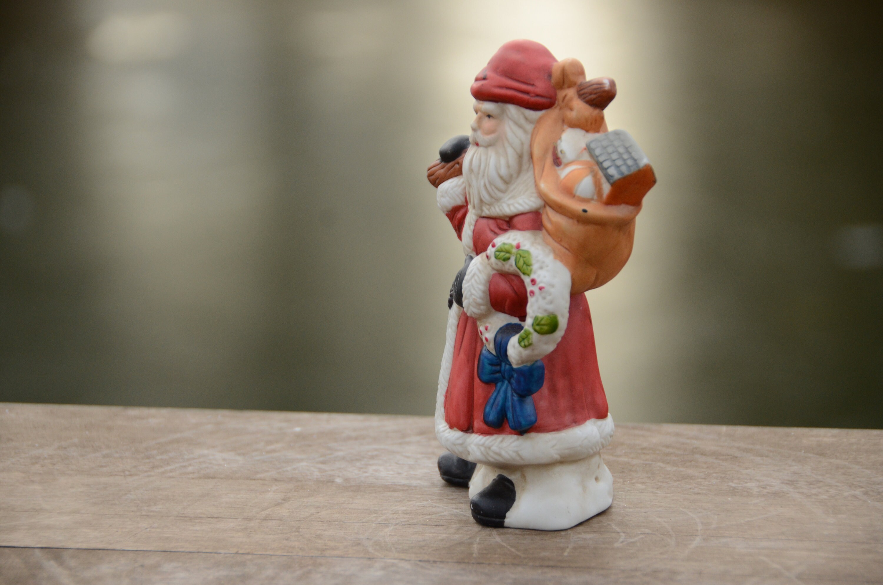 Rustic SANTA CLAUS Figurine Rustic Christmas Decorations Porcelain St ...