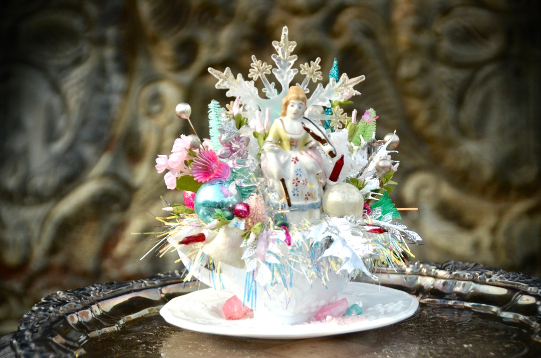 TEACUP BOUQUET Victorian Christmas Christmas Arrangement Winter ...