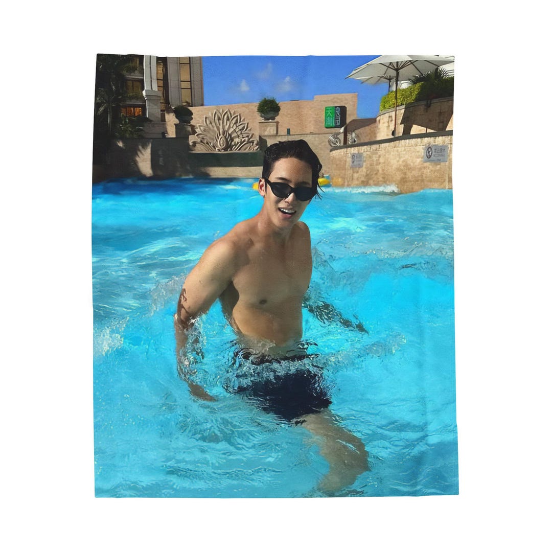 SVT Mingyu Shirtless Pool Instagram Photo Blanket, SVT Mingyu 2023 Kpop ...