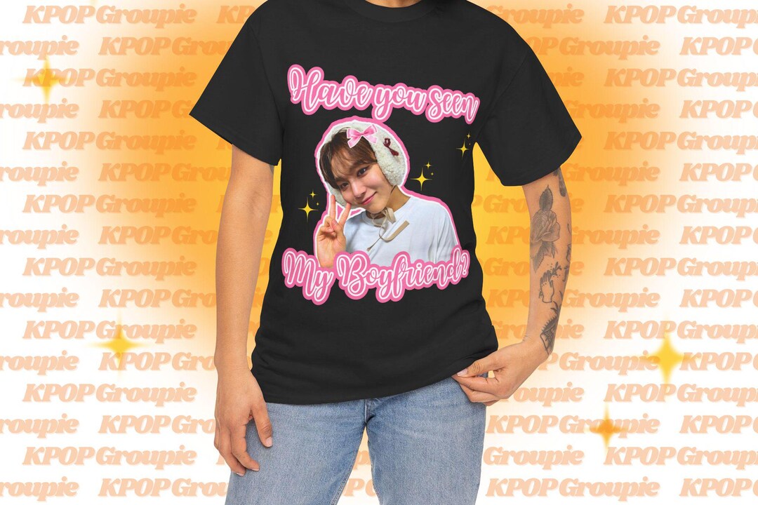 Svt Seungkwan Cute Selfie Boyfriend Shirt, Seventeen Tour 2024 Coquette ...