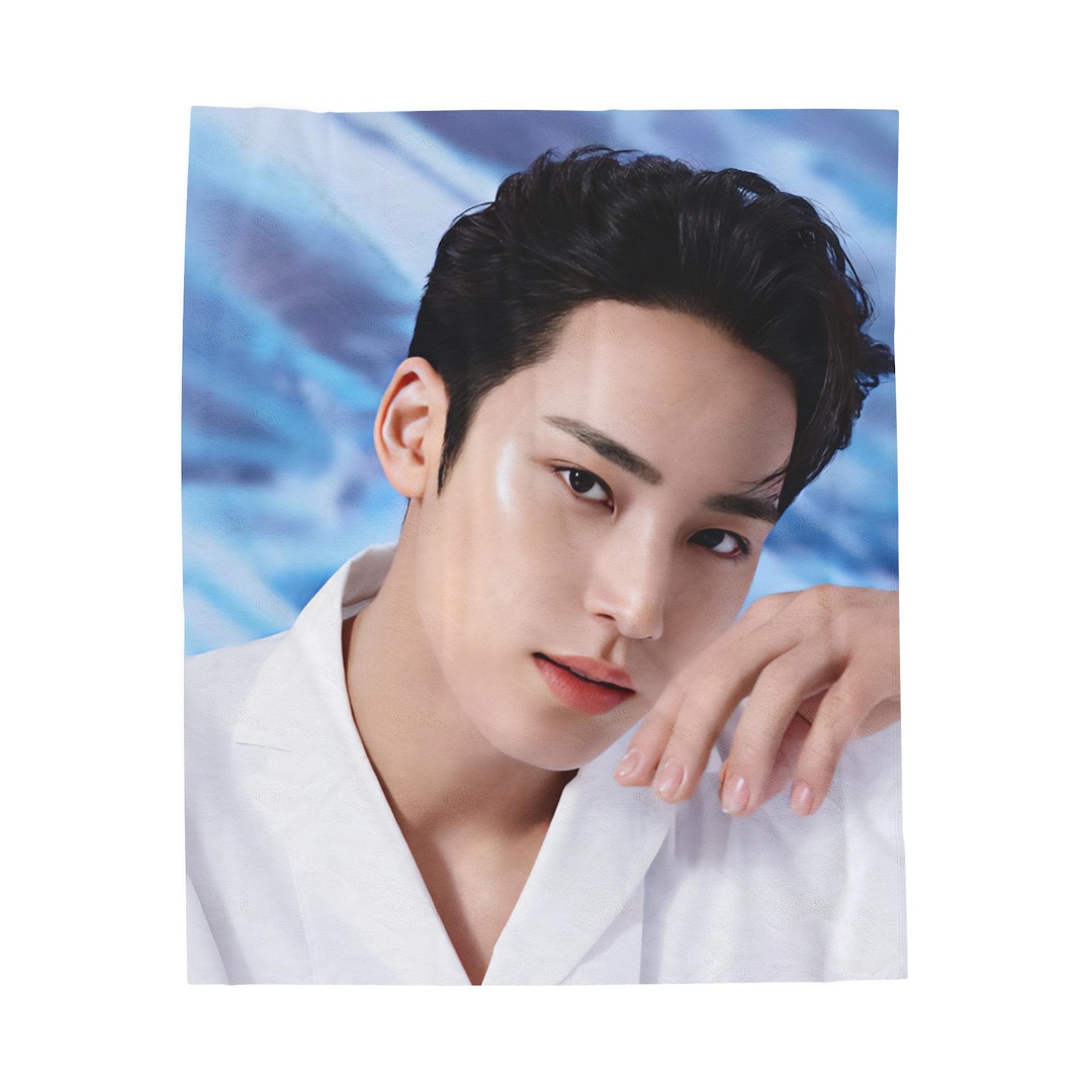 Mingyu Seventeen Photo Blanket, Mingyu Seventeen Blanket, Mingyu ...