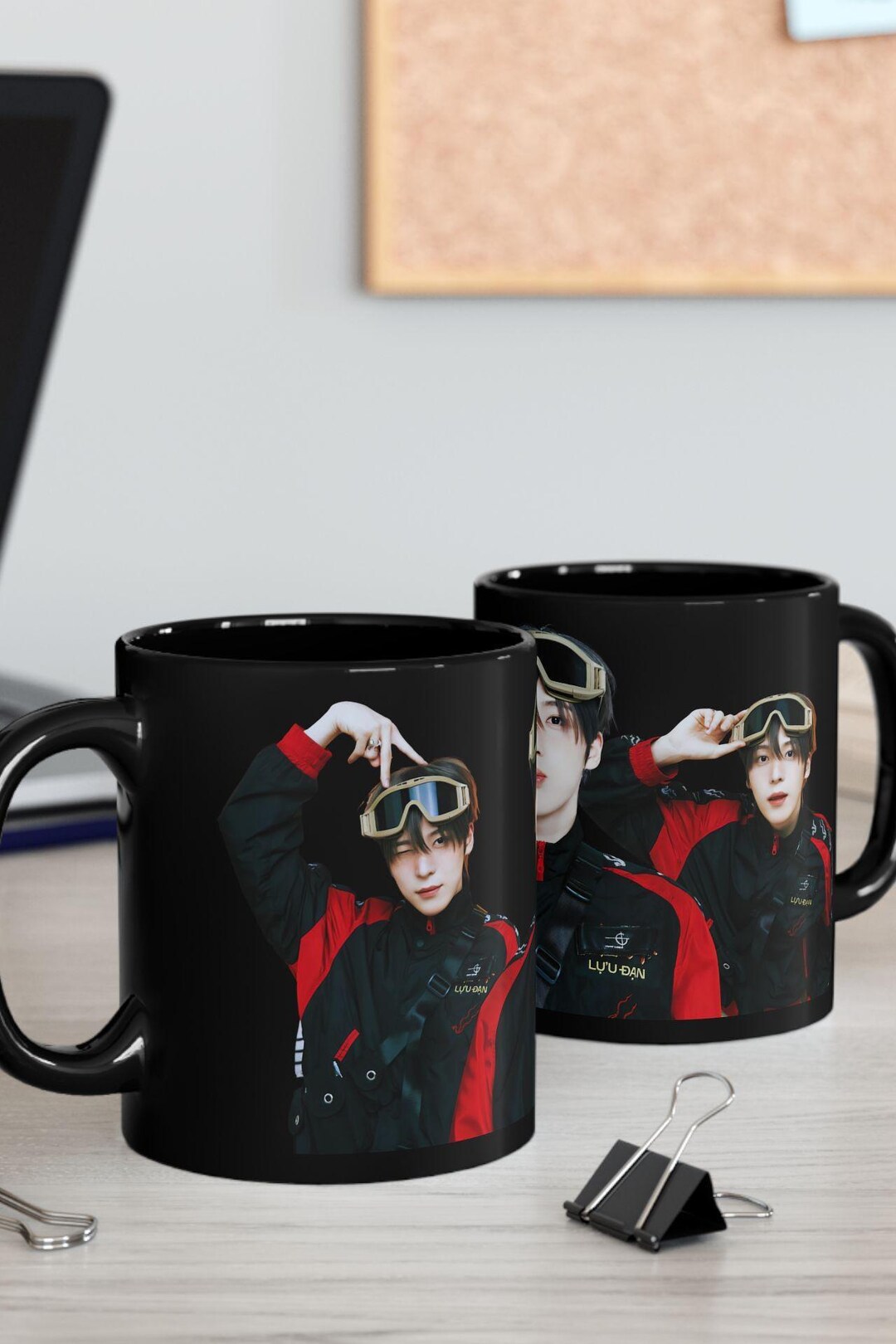 Ateez Yunho Goggles Aniteez Photo Collage Black Mug: Atiny Kpop Concert ...