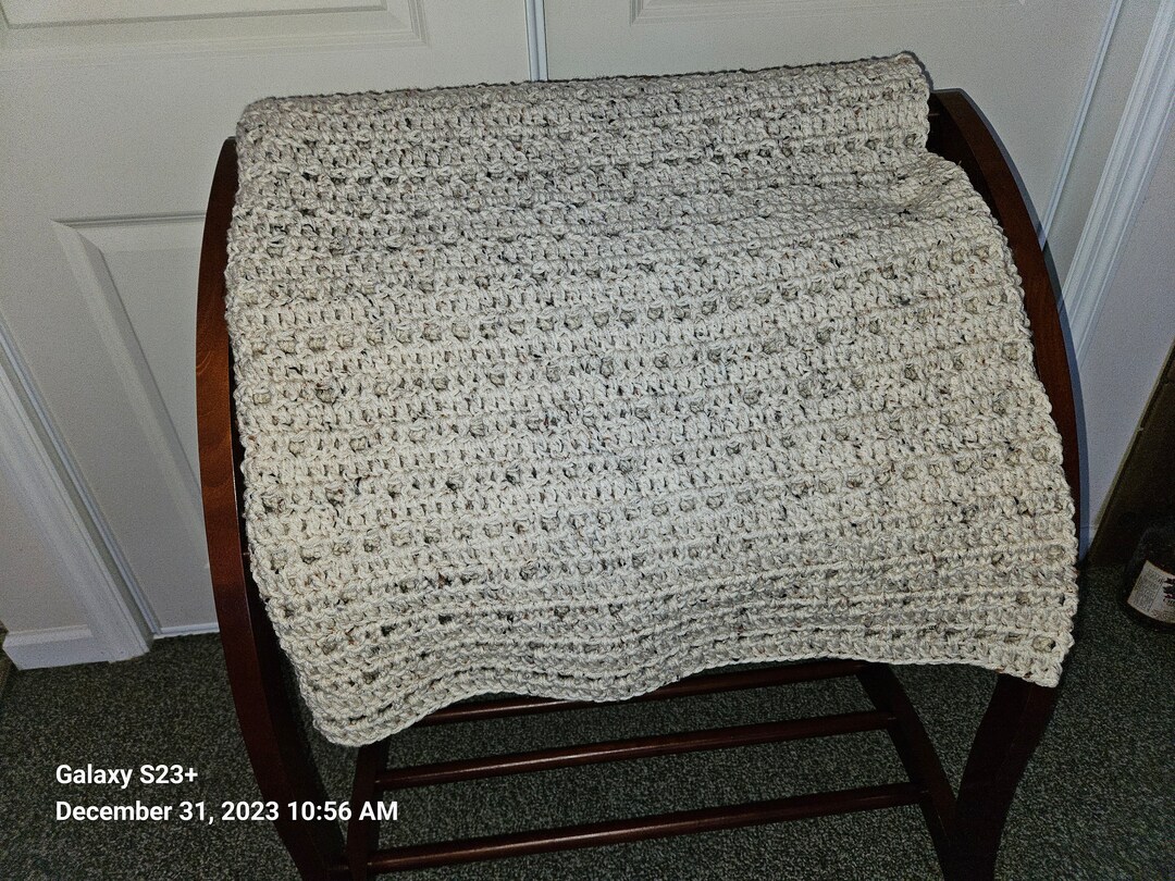 Filet Pattern Handmade Crochet Afghan in Aran & Aran Fleck Held ...