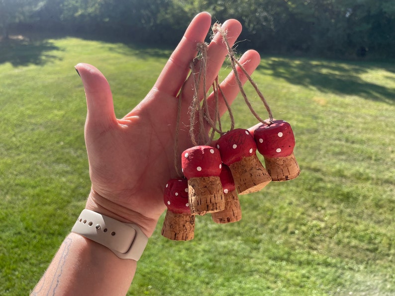 Champagne Cork Mushroom Ornaments or Table Decor - Etsy