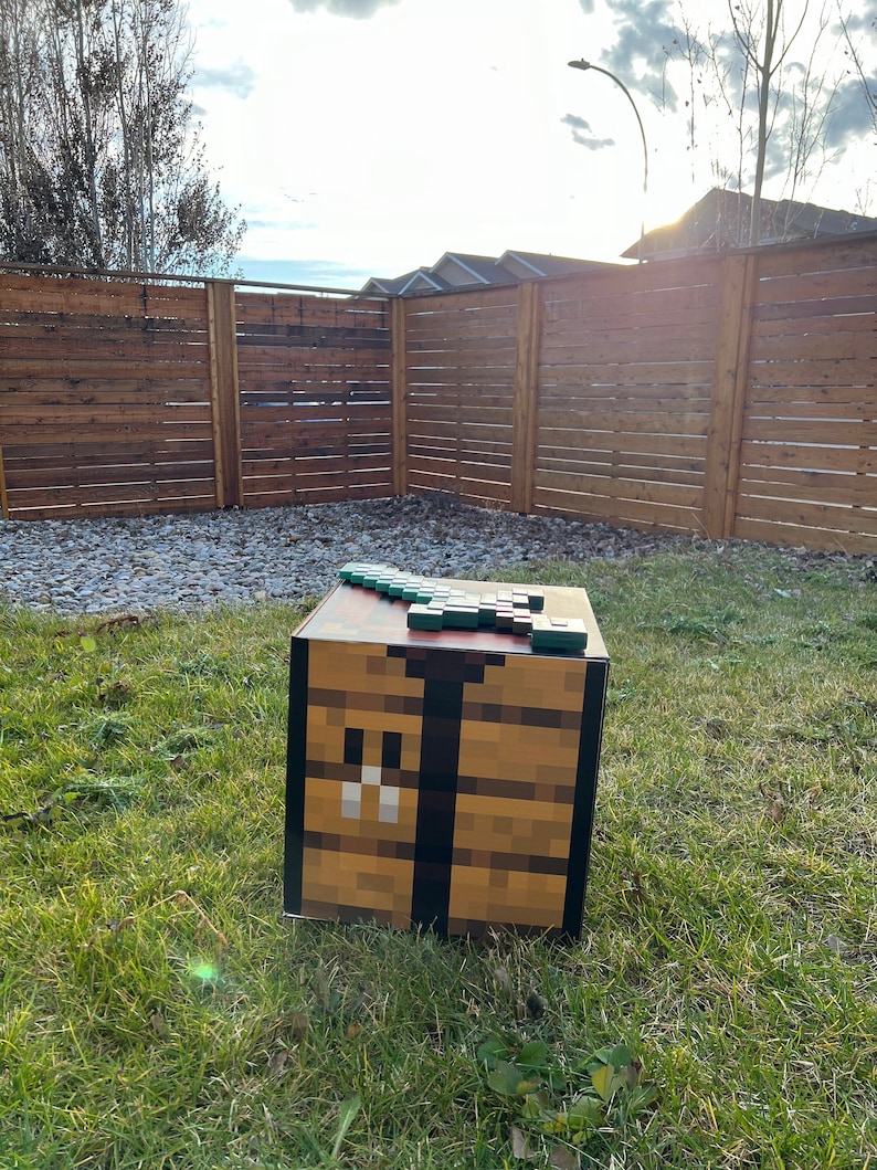 DIY: Life Size Minecraft Blocks and Creatures - Etsy