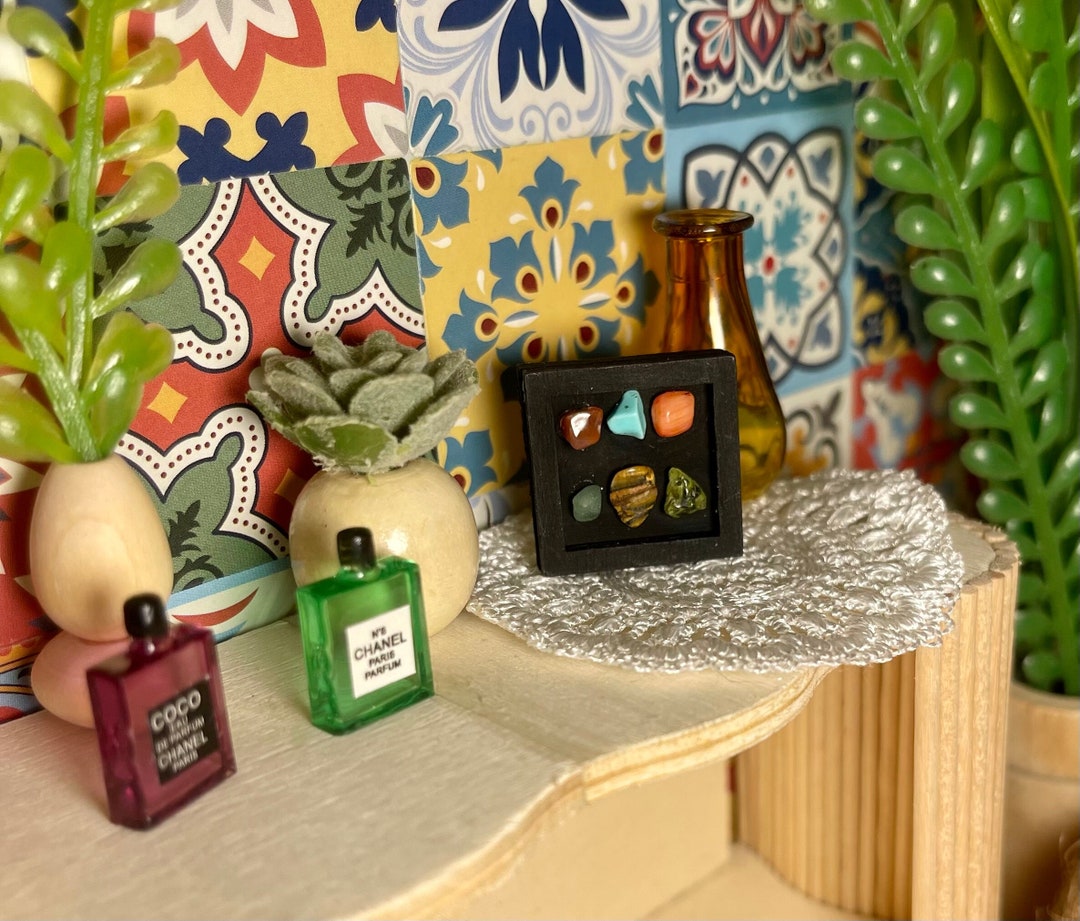 Handmade Miniature Shadow Box Shadow Box Crystals Dollhouse Shadow Box ...