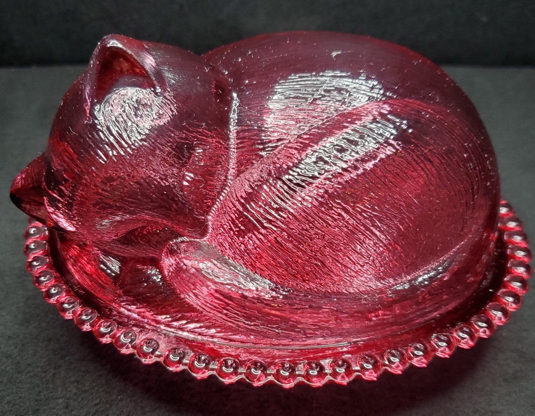 Vintage Indiana Glass Co. Rose/cranberry Carnival Glass Sleeping Cat on ...