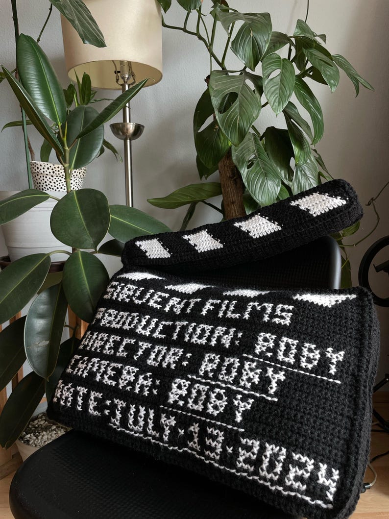 Crochet Film Clapperboard Pattern/patrón De Claqueta De Cine a Crochet ...