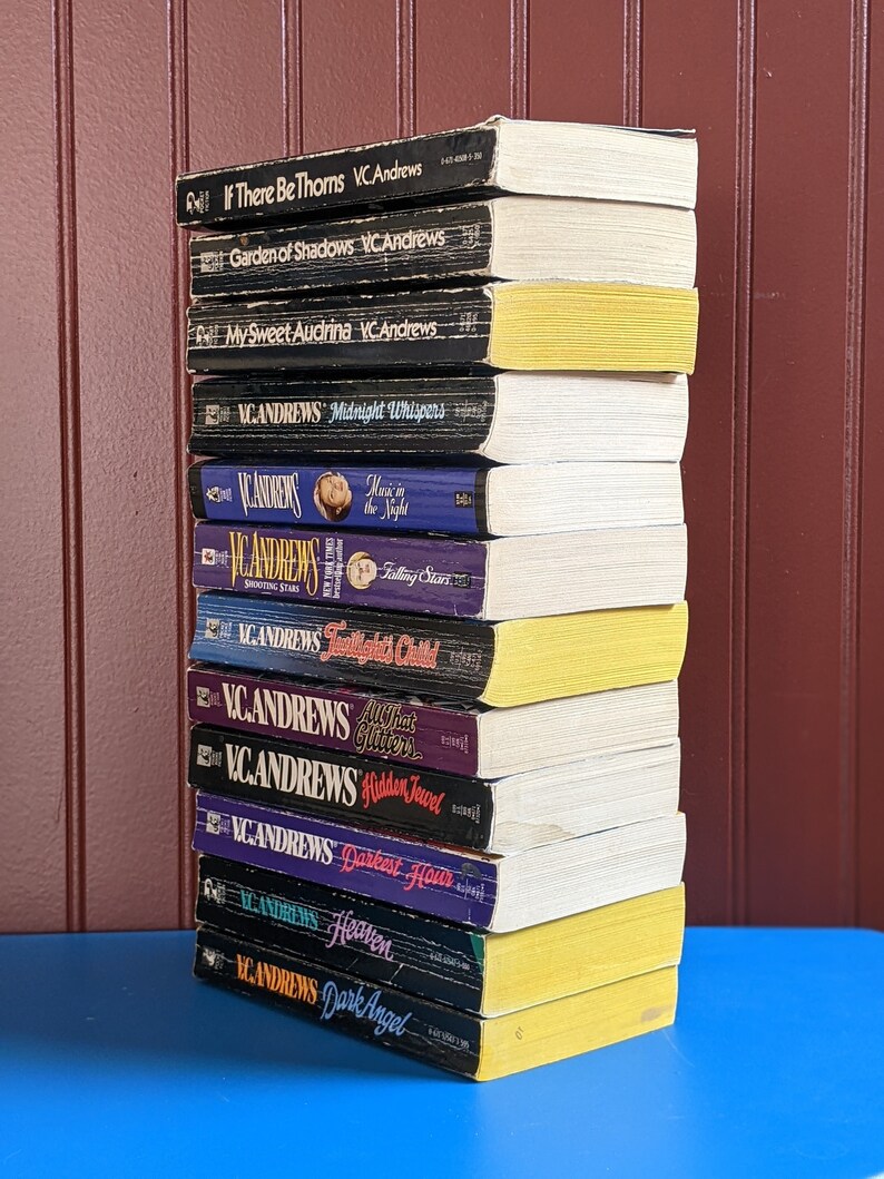 V.C. Andrews Vintage Paperbacks Pick a Book - Etsy