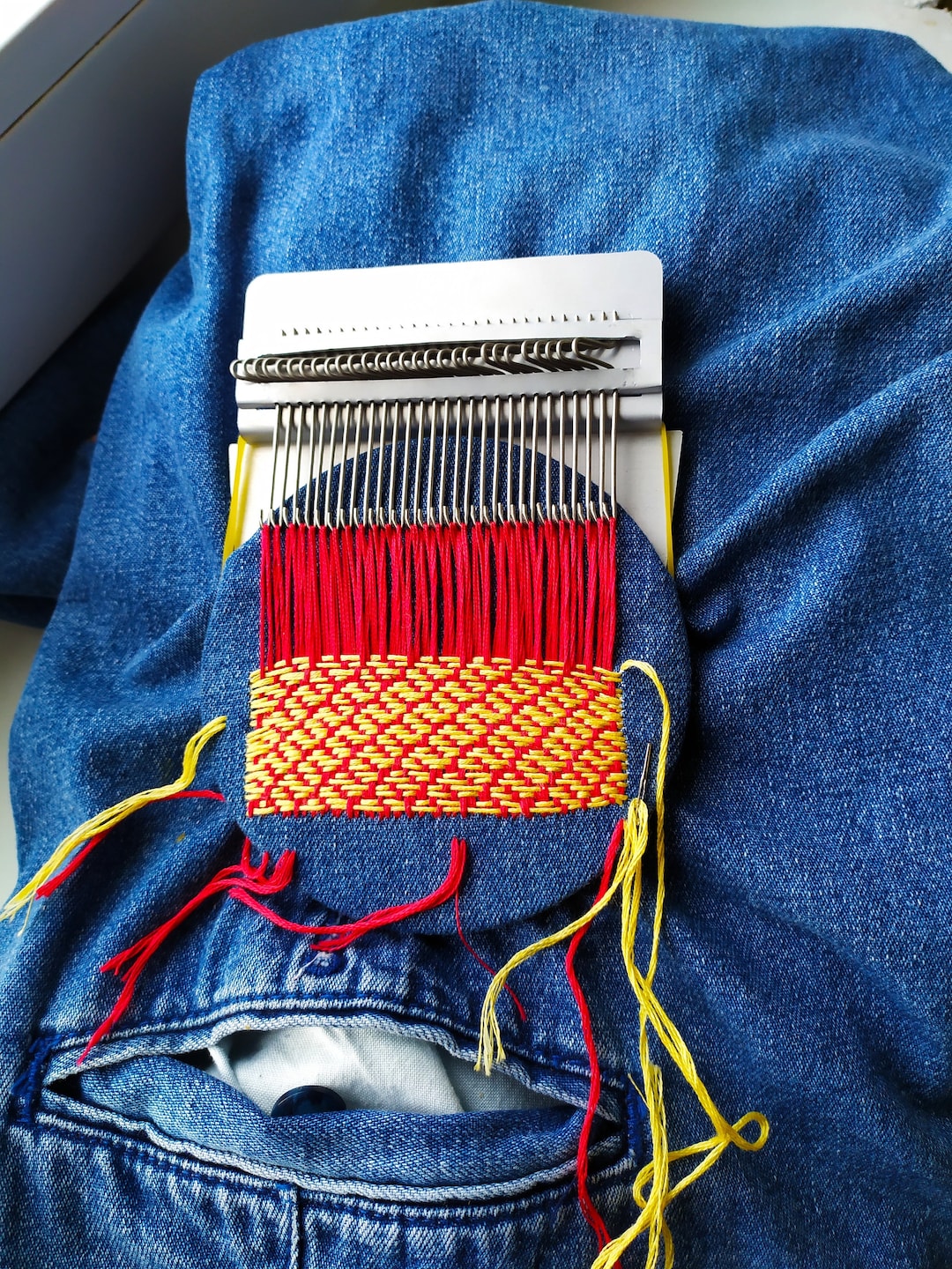 Craft Kits (28 Hooks): Darning Loom for Weaving, Speedweve Darner ...