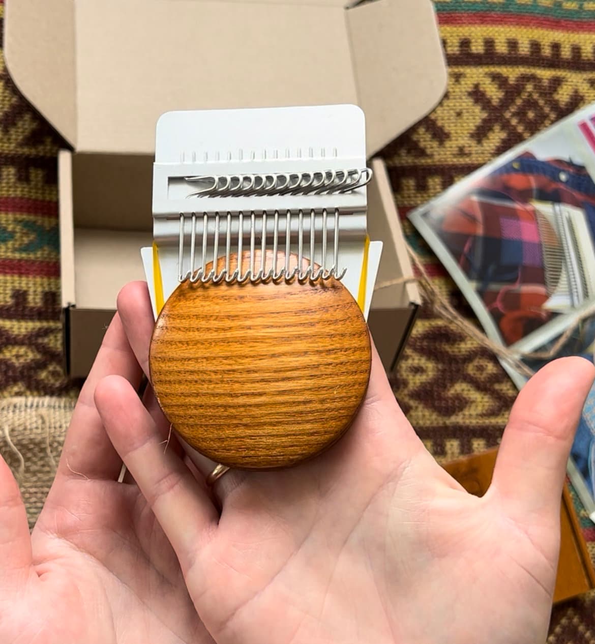 Darning Loom, Gift Sets, Craft Kits 21, 28 Hooks, Small Hand Loom ...