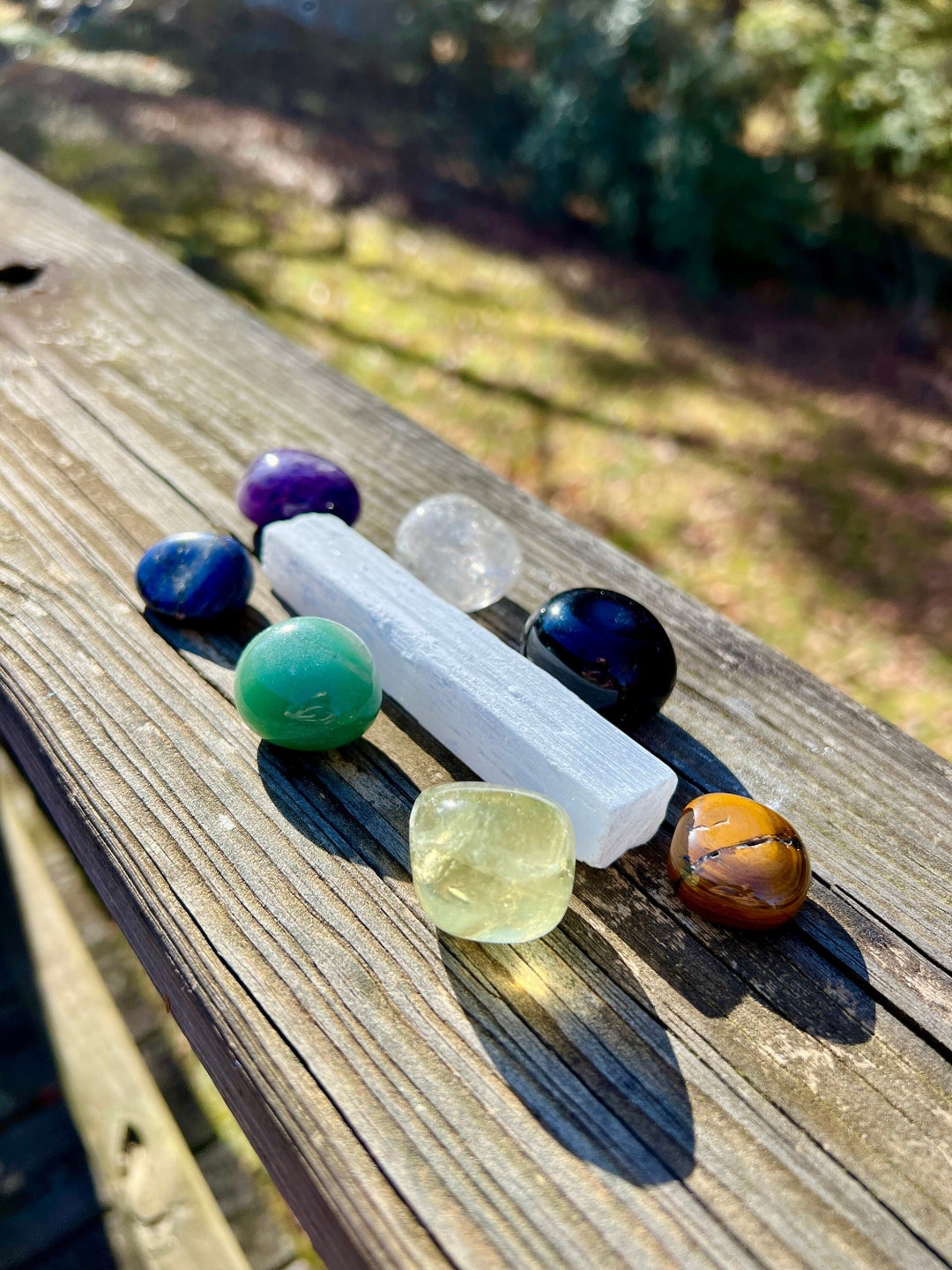 7 Chakras Crystal Set With Selenite Stick - Beginner's Tumbled Healing ...