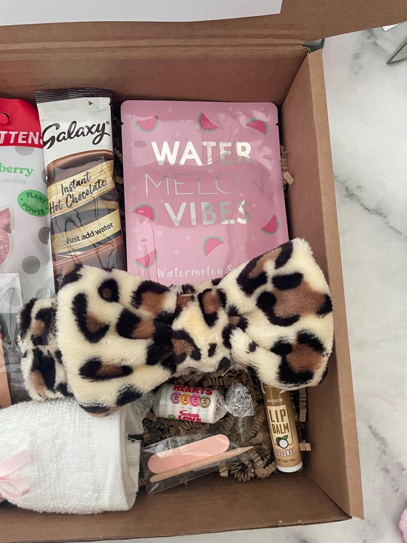 Kids Party Pamper Boxes | Slumber Party Boxes | Girls Sleepover Party ...