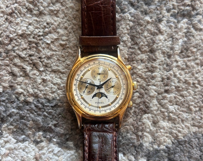 Vintage 1994 Fossil TG-4012 Moon Phase 3ATM Triple Date Quartz Watch ...