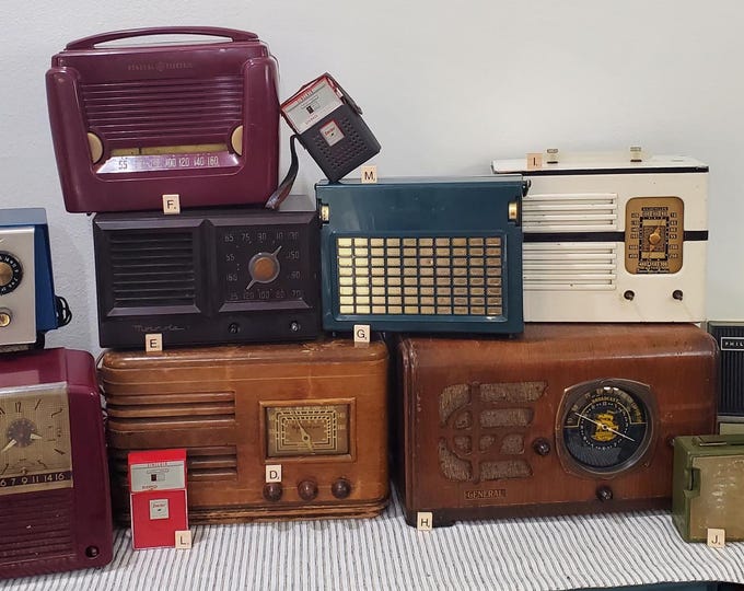 Vintage 1998 Crosley Collectors Edition Radio and Cassette Player Model ...