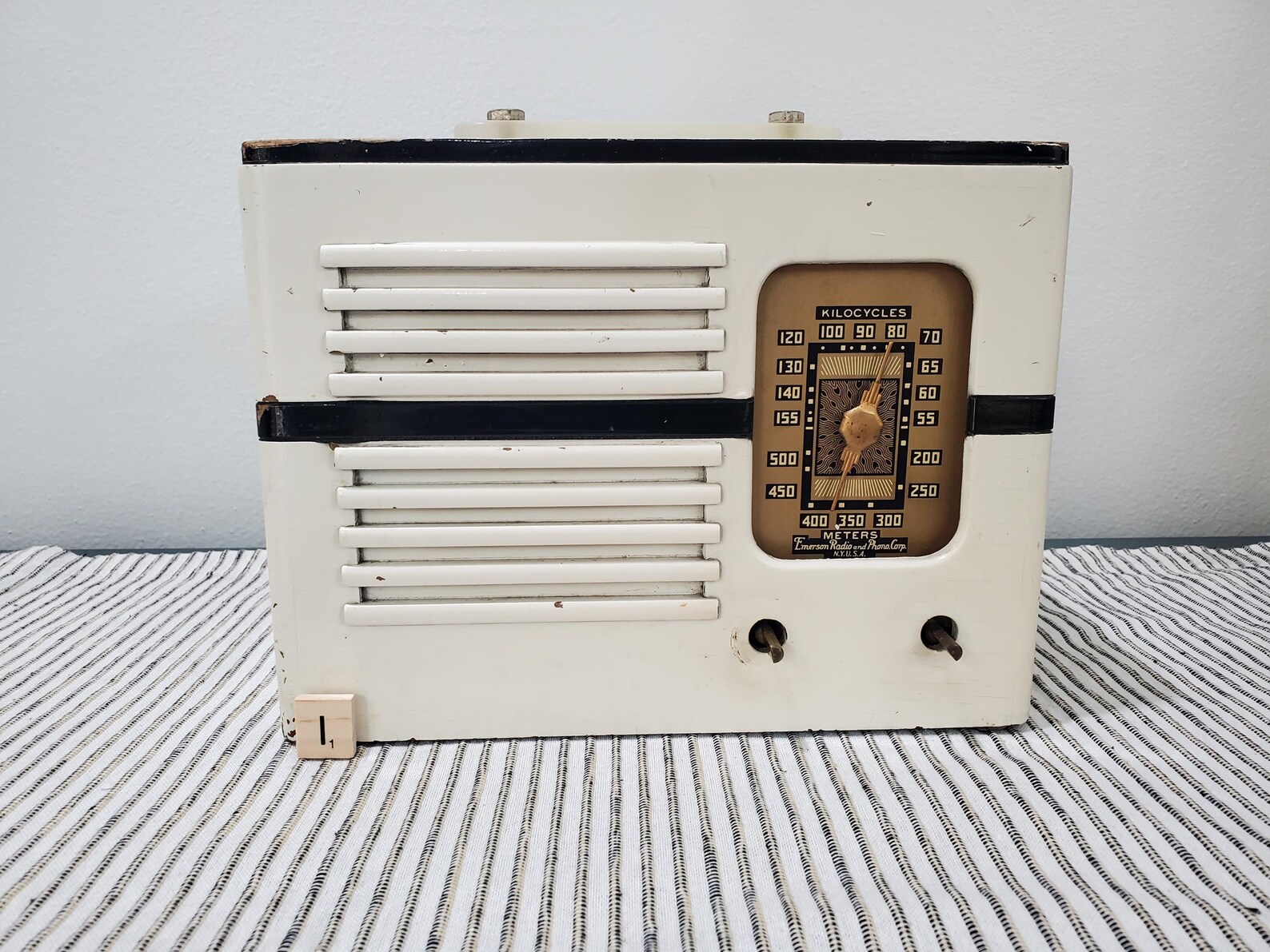 Vintage Radios, Various Makes and Models 1930s-1960's - Etsy