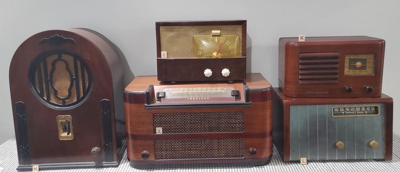 Vintage *most Working* Radios, Various Makes and Models 1930s-1960's - Etsy