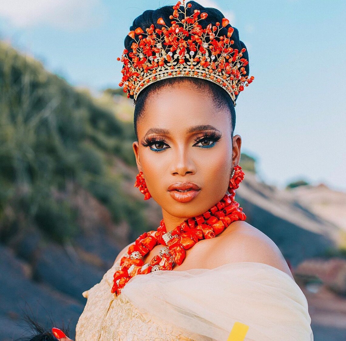 African Beaded Crown,handcrafted Beaded Hair Piece,coral Crown ...