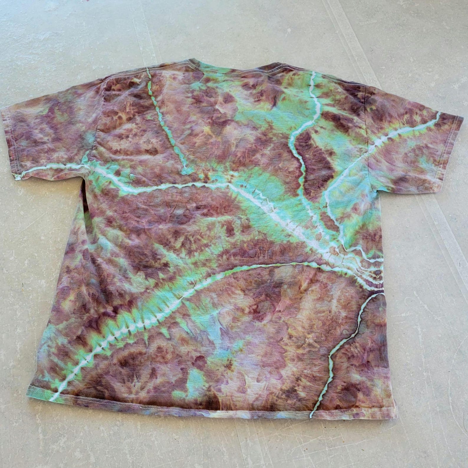 XL Adult T-shirt, Ice Tie Dye Lightning Design, Unisex Cotton Tee ...