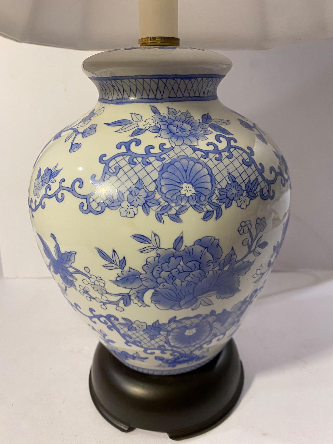 Vintage Chinoiserie Coastal Grandma Grand Millennial Blue and White ...