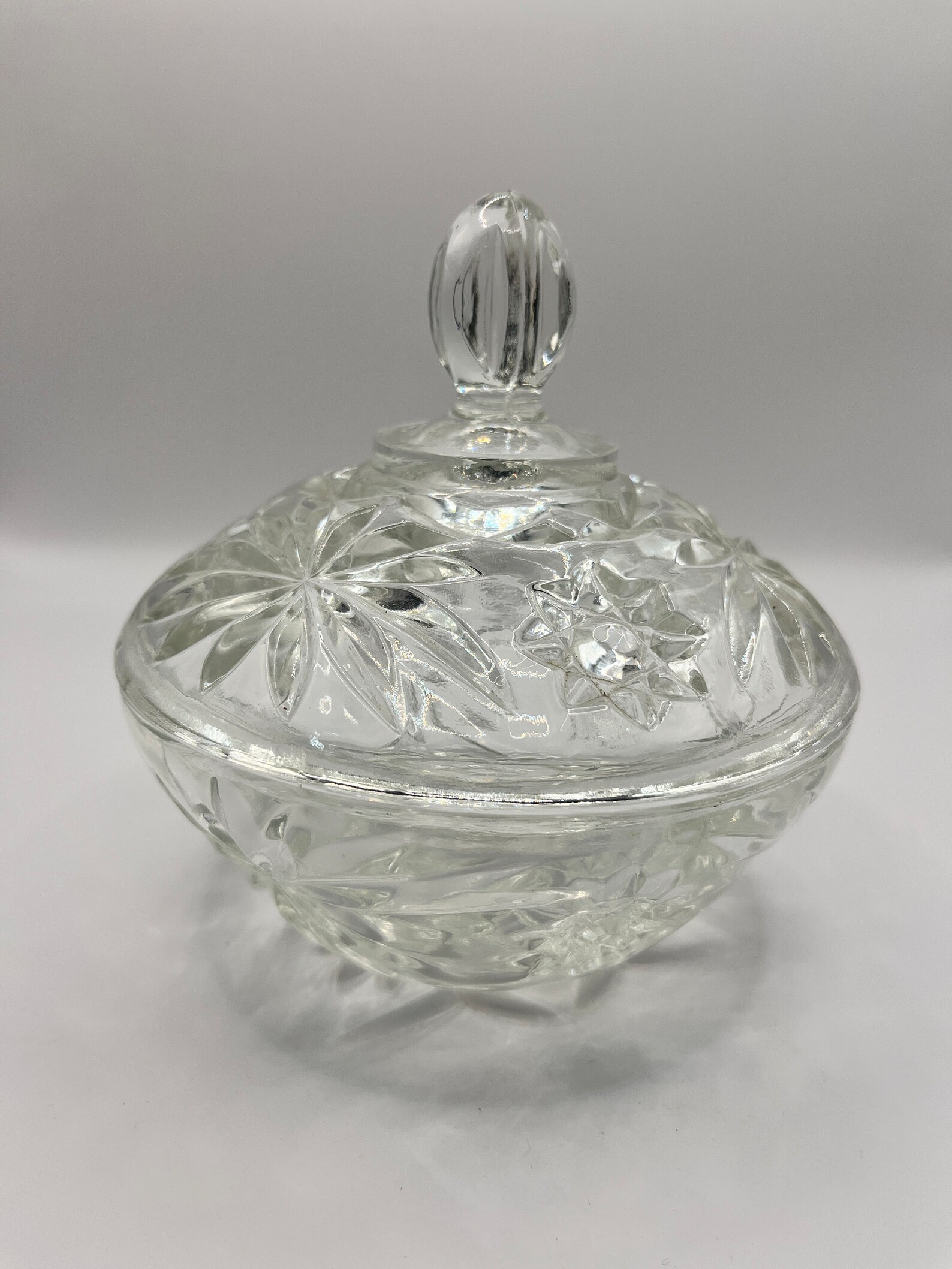 Vintage Anchor Hocking Star Pattern Crystal Candy Dish - Etsy