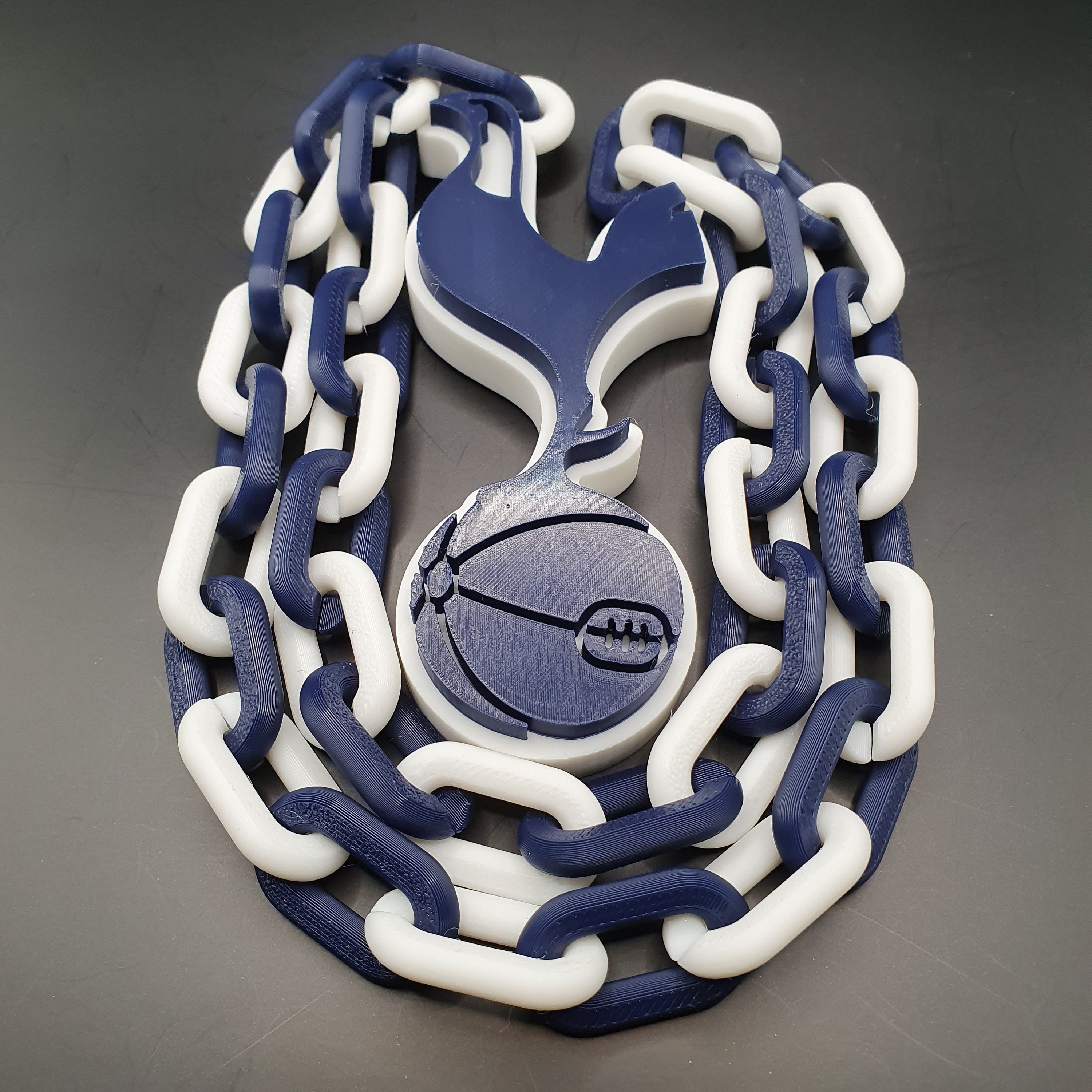 Tottenham Hotspur Tfc,football Fan, SPURS Giant Neckchain / Fan Gear ...