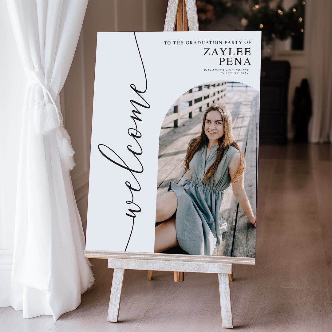 Arched Photo Modern Graduation Welcome Sign, School/college Class of ...