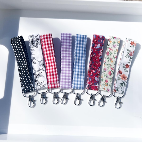 Wristlet Keychain - Etsy