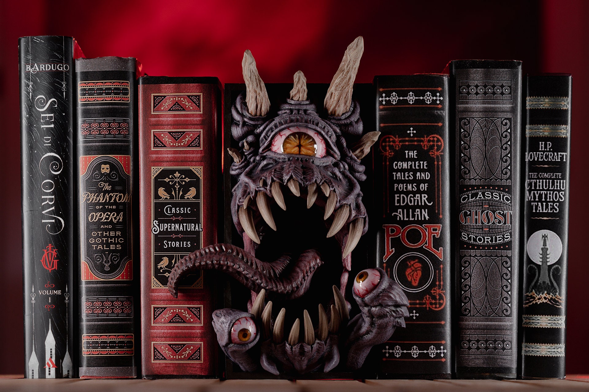 Watcher Booknook, Fantasy Bookshelf Decor, 3D Printed Monster Book Nook ...