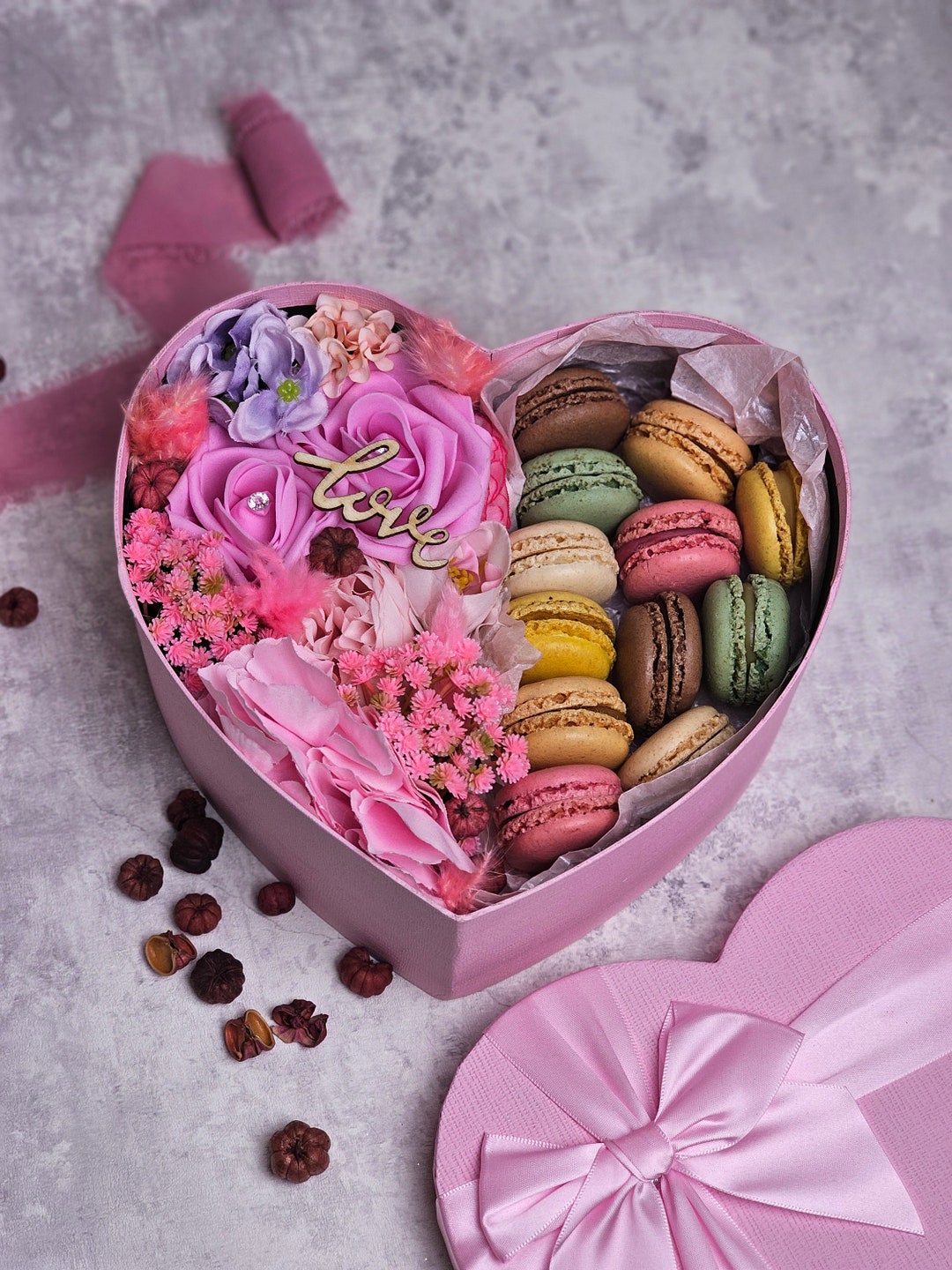 Macarons Gift,macarons and Flowers Gift Set,floral Birthday Gift,pink ...