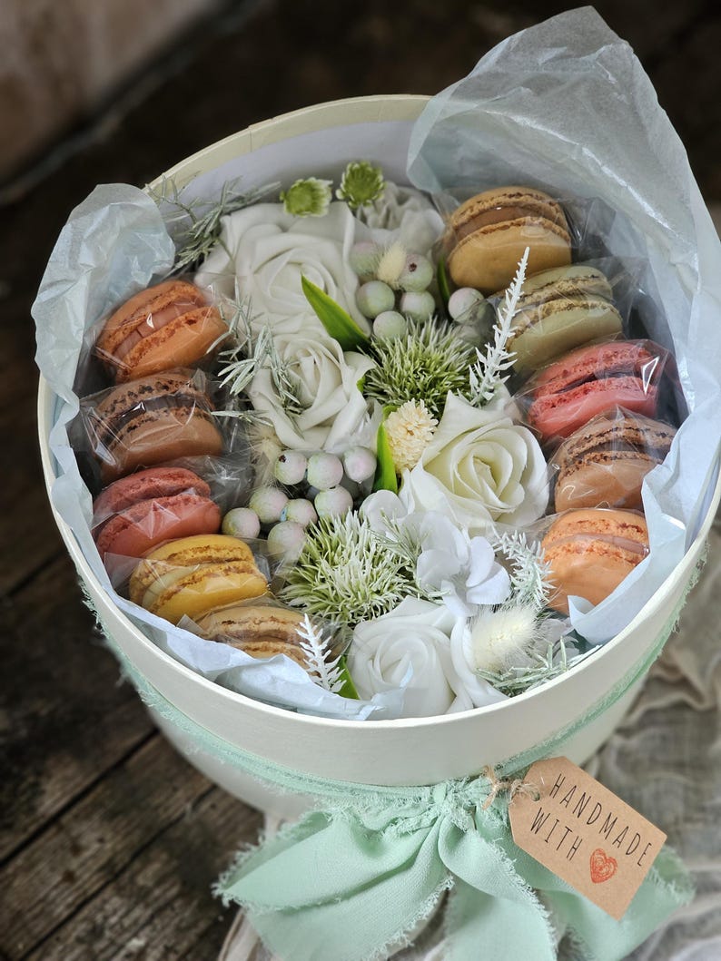 Macarons Birthday Gift Set,macaroons,birthday Hamper,gift for Women ...