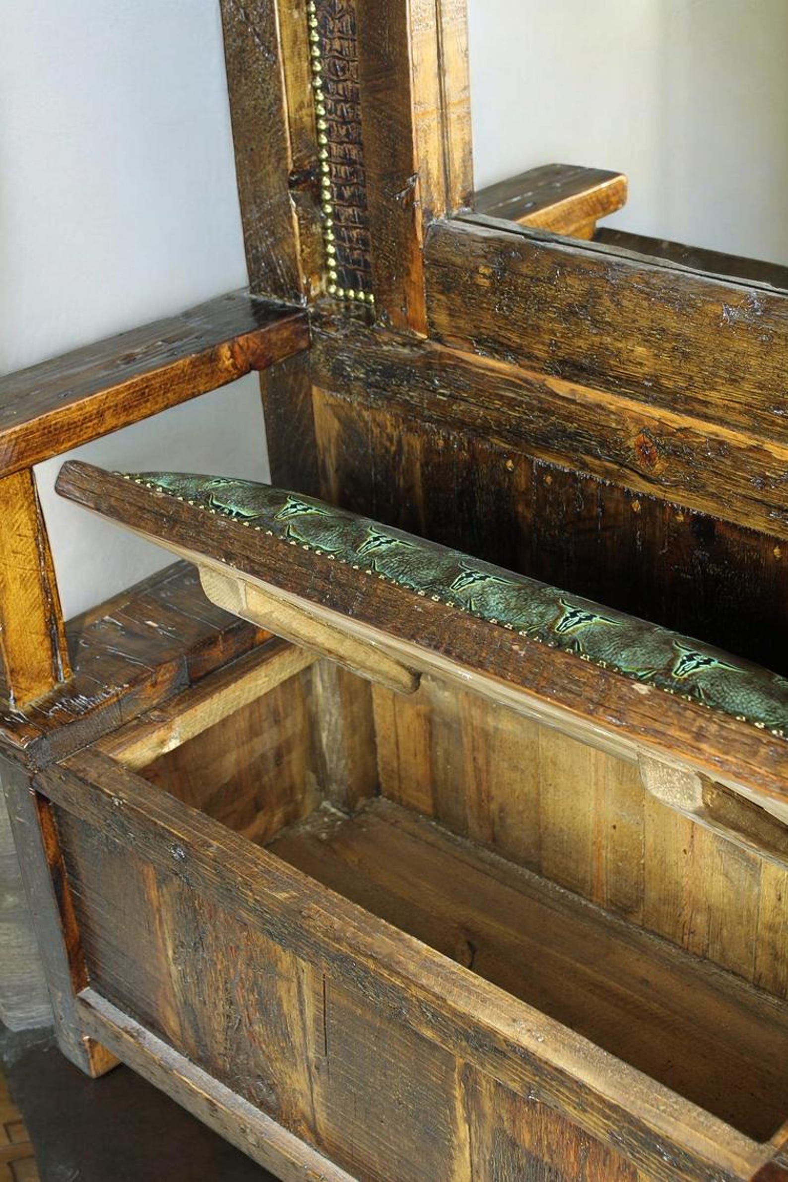 Old Fashion Kingdom Chair | Rustic Throne Chair, Solid Wood, Custom ...