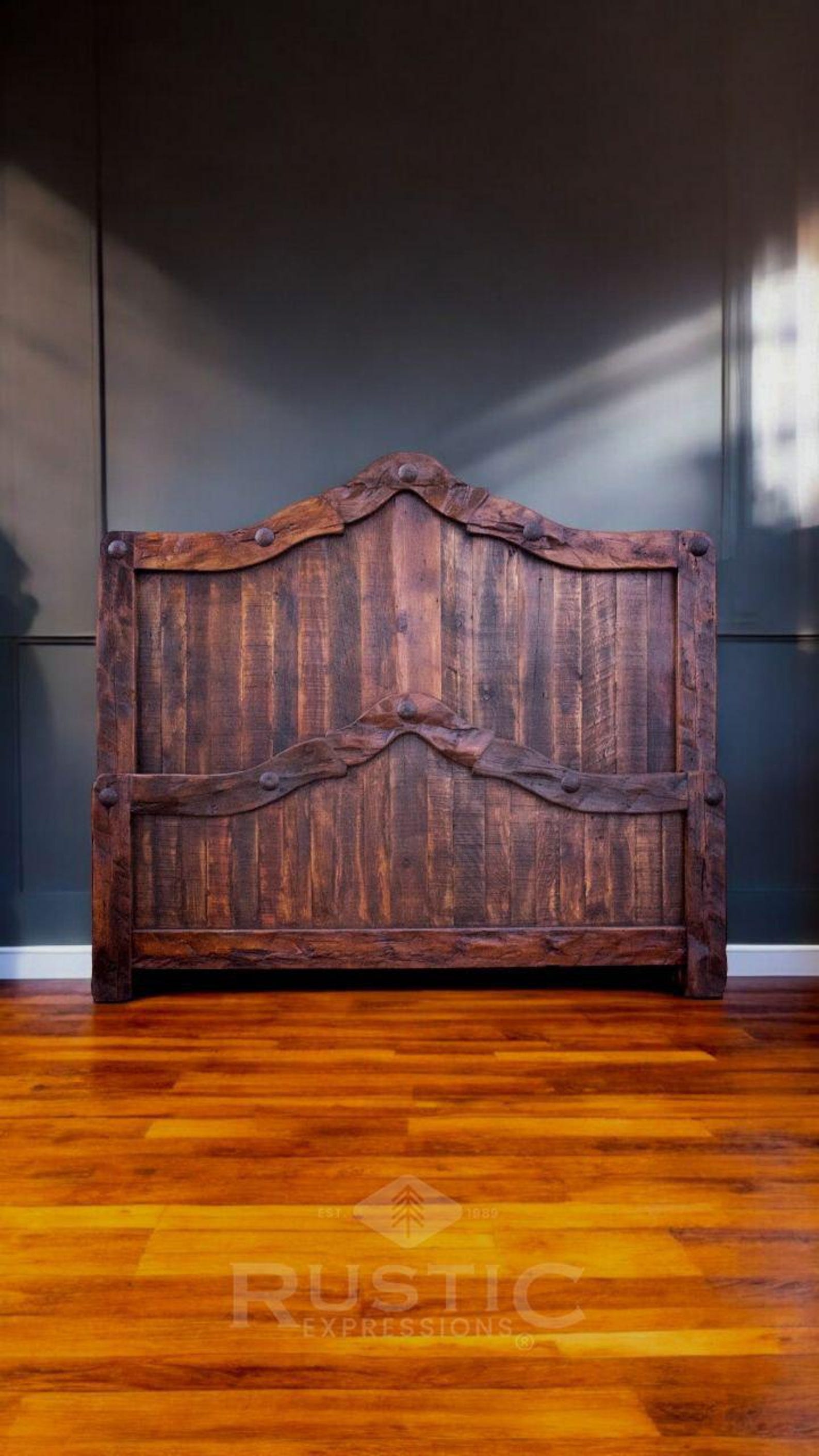 Old Fashion Rancho Bed, Handmade Rustic Solid Wood Bed Frame, Old ...