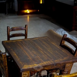 Old Fashion Pub Table - Vintage-inspired Bistro Bar Table: Rustic Pub ...