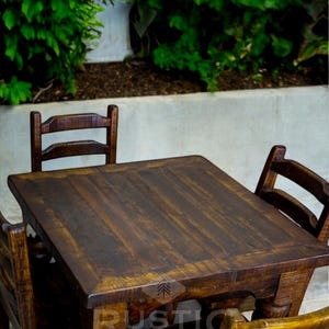 Old Fashion Pub Table - Vintage-inspired Bistro Bar Table: Rustic Pub ...