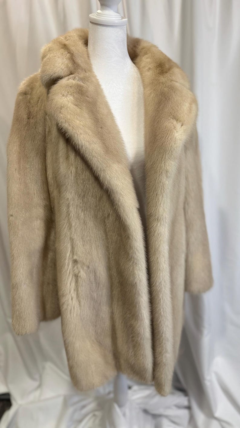 Stunning Vintage Mink Fur Coat - Etsy