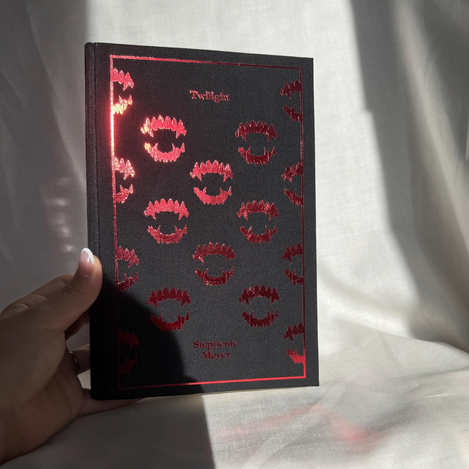 The Twilight Saga Book Series by Stephenie Meyer - Special Edition ...